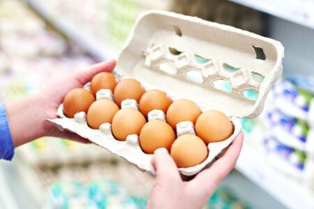 Chicken Egg Colors Chart (By Egg Color & By Breed)