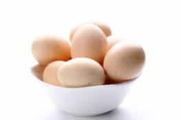 Chicken Egg Colors Chart (By Egg Color & By Breed)